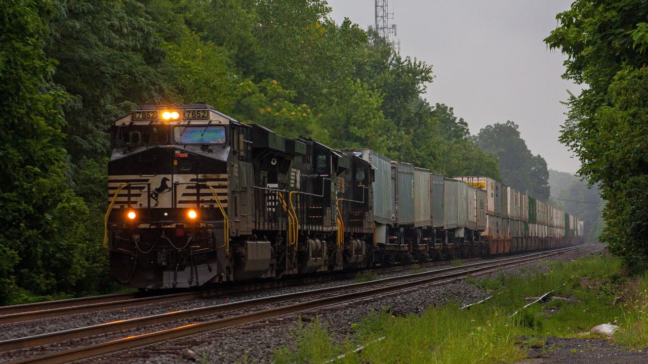 7652 ES44DC Leads Ns 29G Wth/ A Friendly Crew! - YouTube