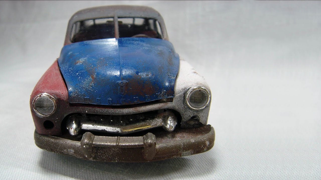 AMT 1:25 1949 Mercury Scale Model Car - YouTube