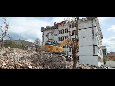 Tunceli Merkezde Yıkım Sesleri! Belediye Binaları Yıkılmaya Başlandı!