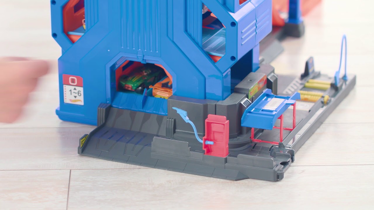 Hot Wheels Ultimate Mega Garaj Kule Yarışıı FTB68 - YouTube