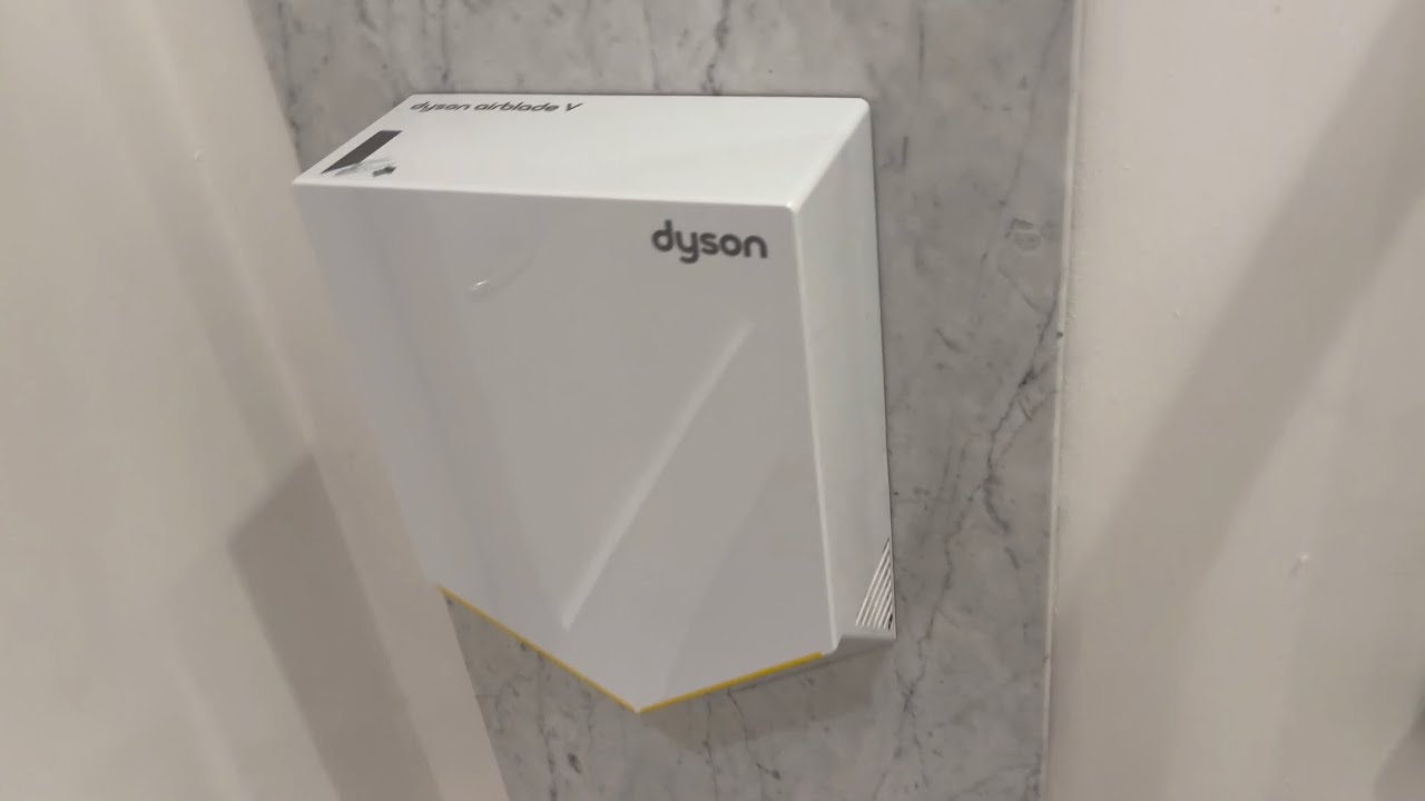 Finicky Tap ♿️ Dyson Airblade V AB08 @ Bicester Village Bicester - YouTube
