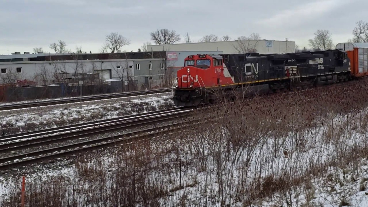 WINTER TRAINS CN Auto Rack Train Pt 1 Creeping Into Dorval - YouTube