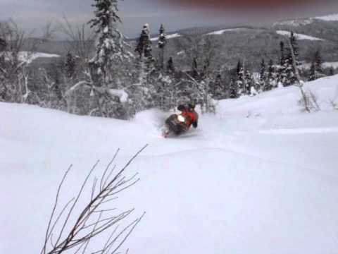 snow hawk 800 ho 2011 chic choc gang de pintendre - YouTube