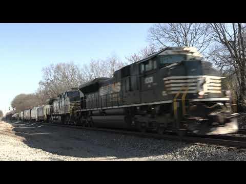 NORFOLK SOUTHERN EMD SD70ACE Southbound Manifest Mix Freight - YouTube