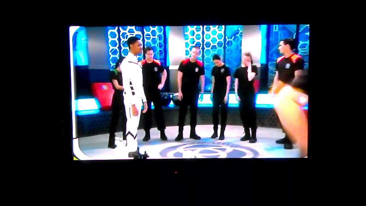 Lab Rats Bionic Island Chase he's Smashed the laptop - YouTube