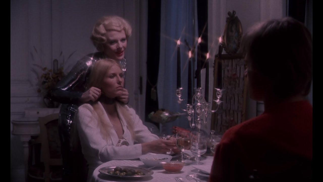 Les Lèvres Rouges - Bande-Annonce - YouTube