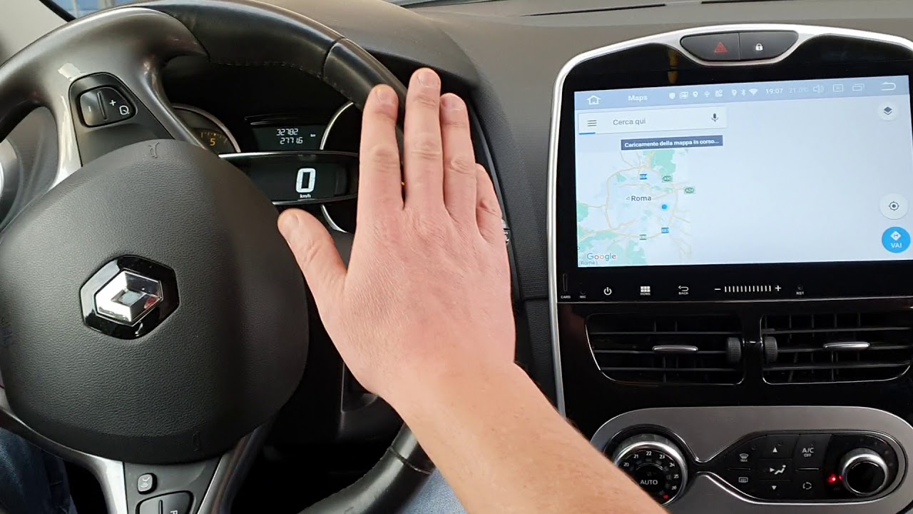 Renault Clio r-link Navigatore Android 8 - YouTube