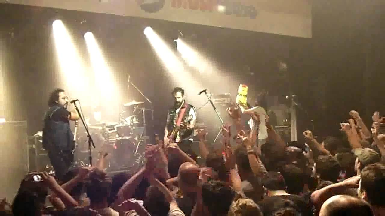 Molotov - Puto (En vivo) Pepsi Music 2010 Buenos Aires - YouTube