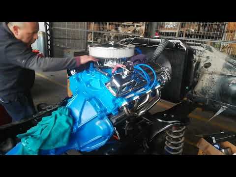 Ford V8 FE 352 - YouTube