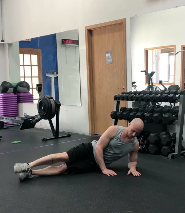 Side Plank Hold - YouTube