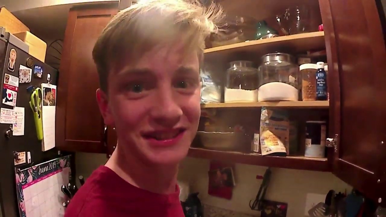 We got to cook with a (PRO Chief) Scrambled Pancakes?!? - YouTube