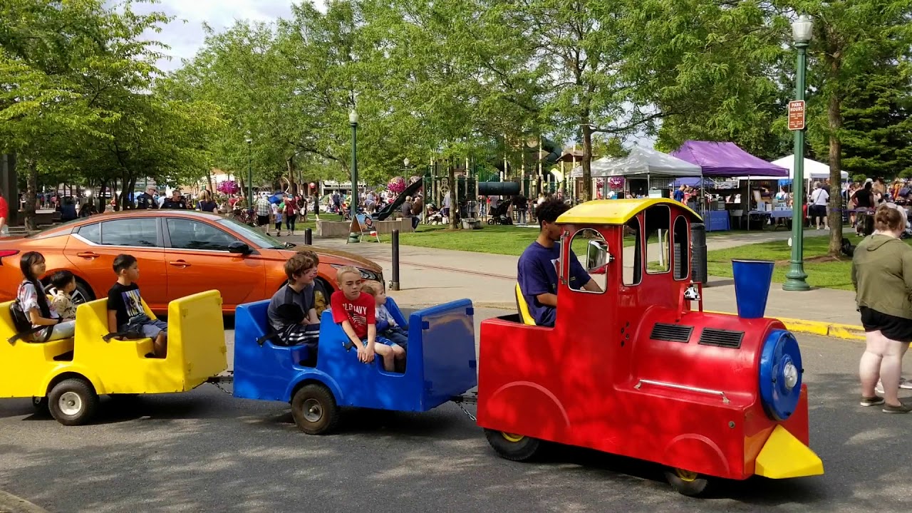 Trackless Train - YouTube