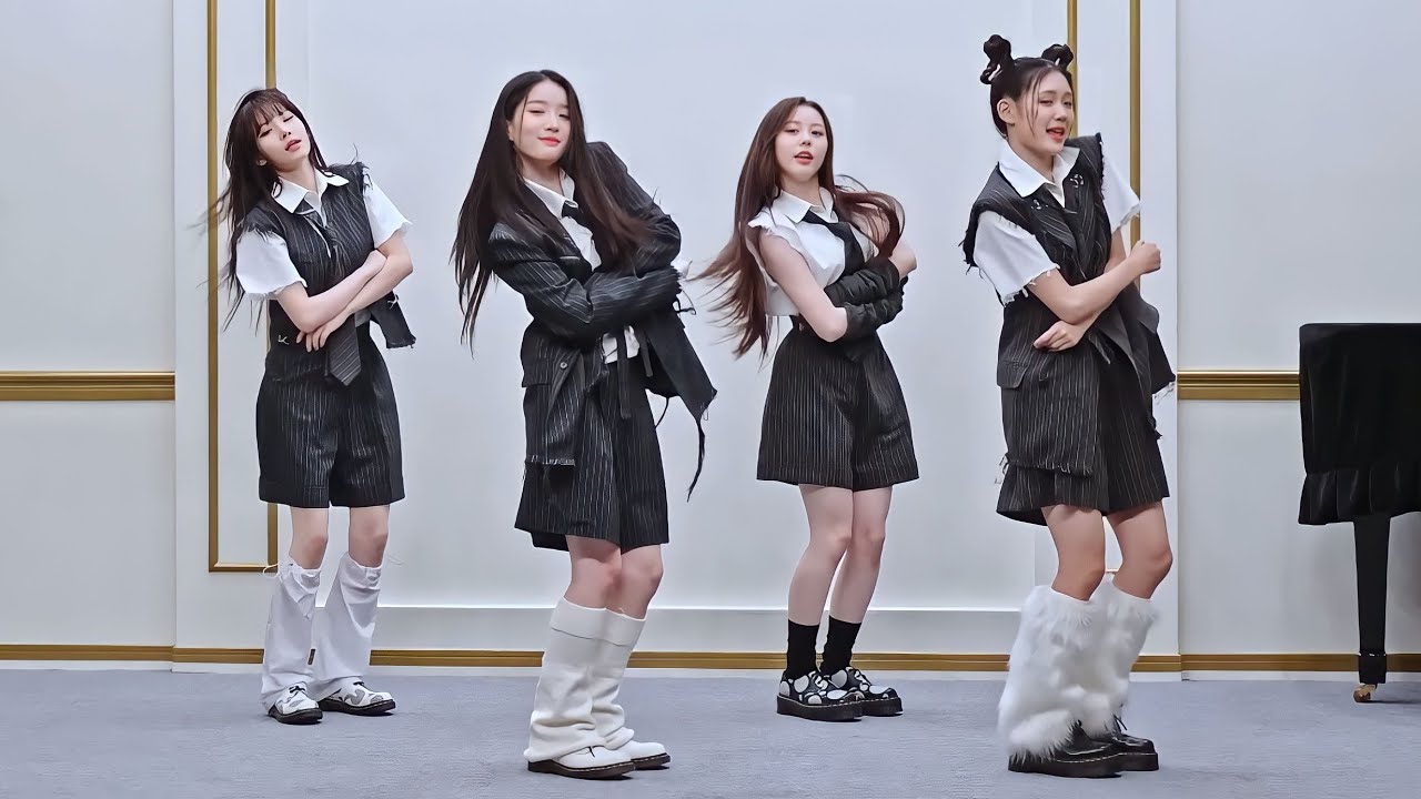 tripleS AAA - Generation Dance Practice Mirrored - YouTube