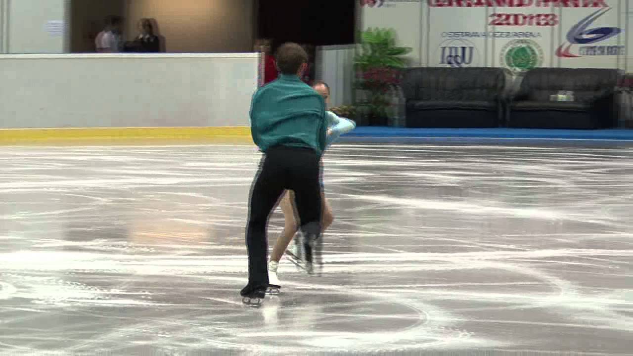 1 Chelsea LIU / Devin PERINI (USA) - ISU JGP Czech Skate 2013 Junior ...