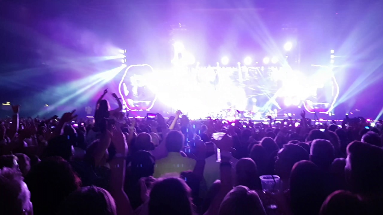 Coldplay at the Principality Stadium in Cardiff Viva La Vida UHD - YouTube