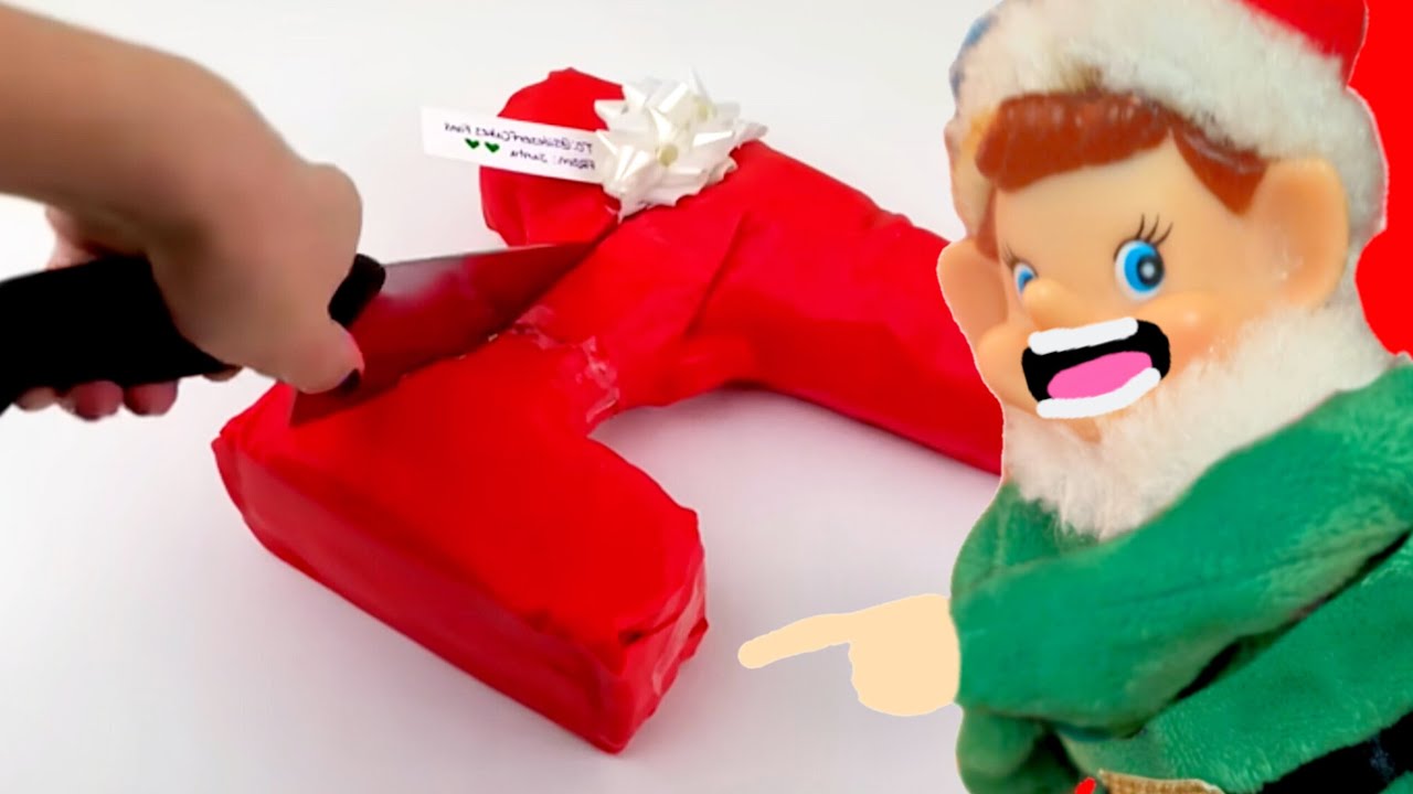 Elf Reacts to Epic HYPERREALISTIC CAKES! 😱🎄 | ElfOnDaShelf - YouTube