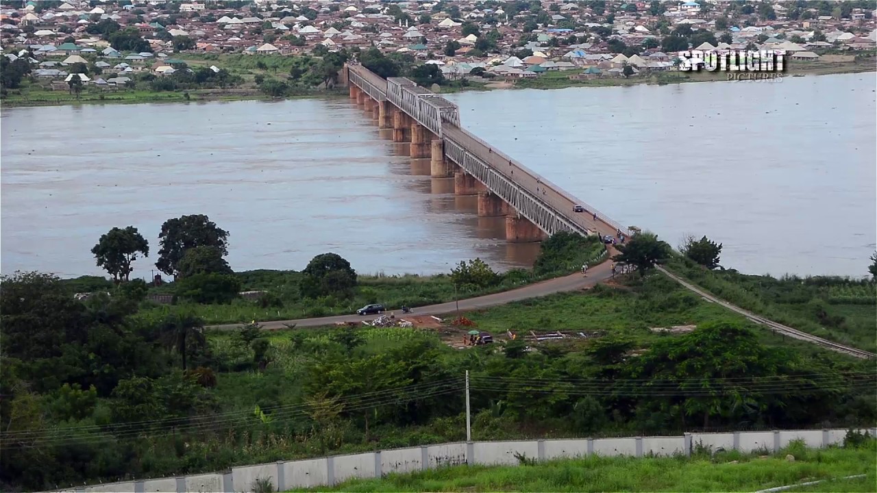Makurdi : The twin-bridge city - YouTube