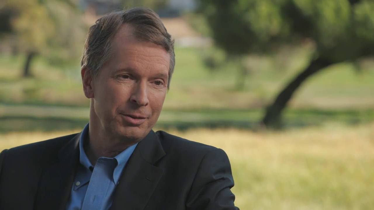 Donald Hoffman - Does Evolutionary Psychology Explain Mind? - YouTube