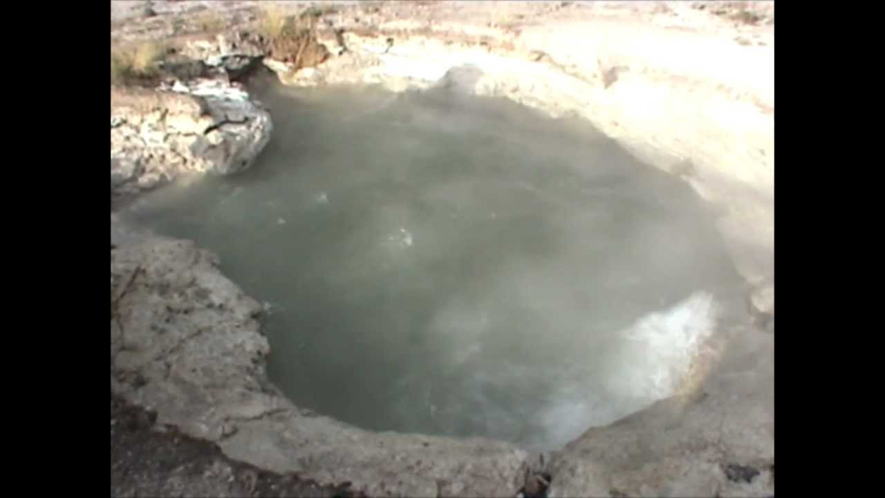 Norris Pool eruptions, August 21, 1999 - YouTube