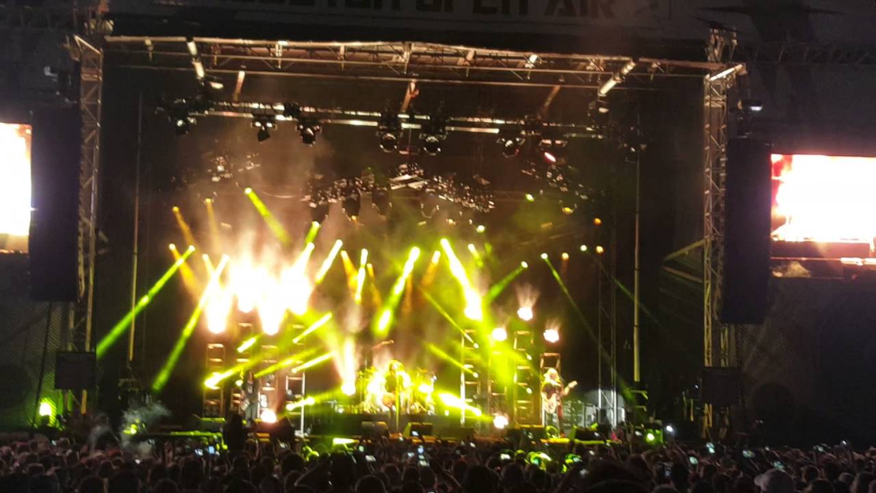 Alice in Chains- rooster. Houston open air fest 2016 - YouTube