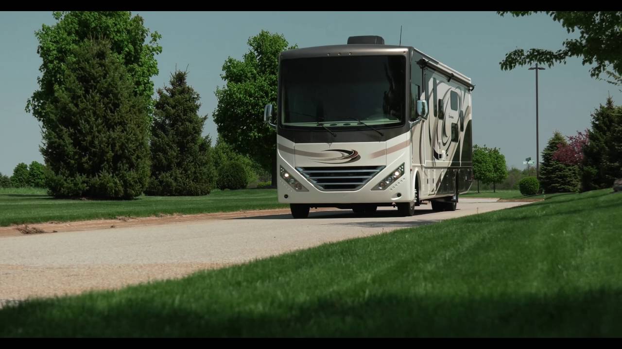 Using The Project 2000 Overhead Power Bunk From Thor Motor Coach - YouTube