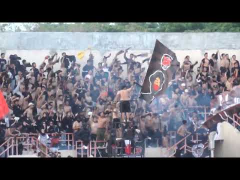ADIKNYA BCS NIH ! KOMPAK BANGET ! AKSI COPOT BAJU CNF DI AKHIR LAGA PERSIBA VS BATURETNO