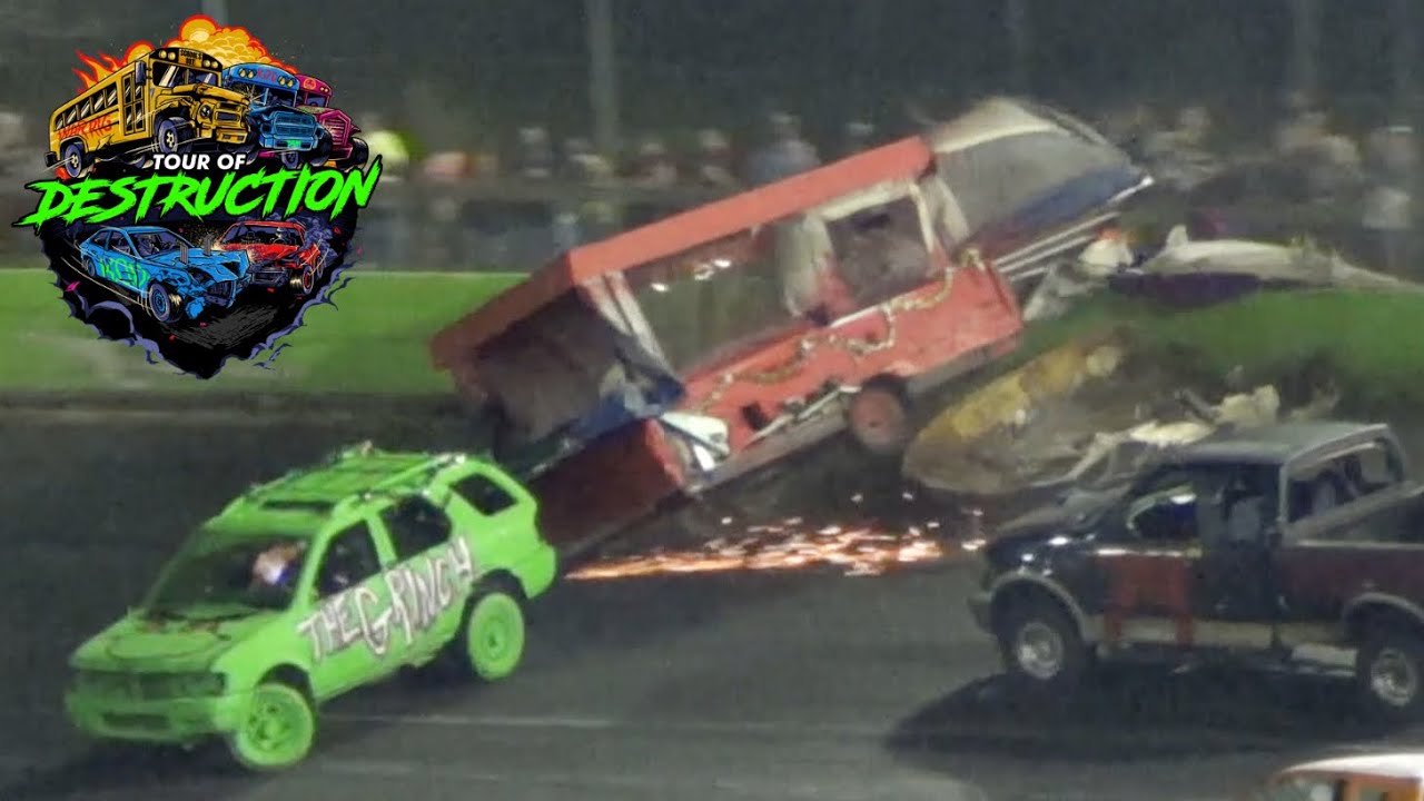 Boat & Trailer Race | Orlando Speed World, Nov 25 '22 - YouTube