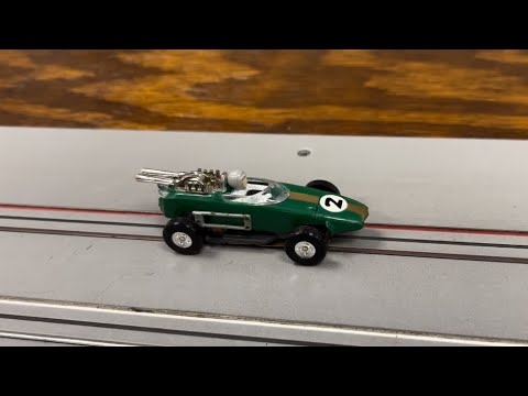 Running Different Slot Cars At Slot Car City Daytona. - YouTube