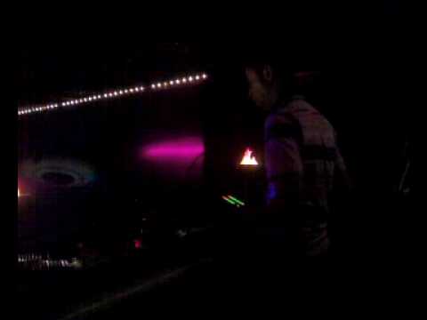 Dj berti @ Basico Dance Club (1) ||| Caspe 5.09.2009 - YouTube