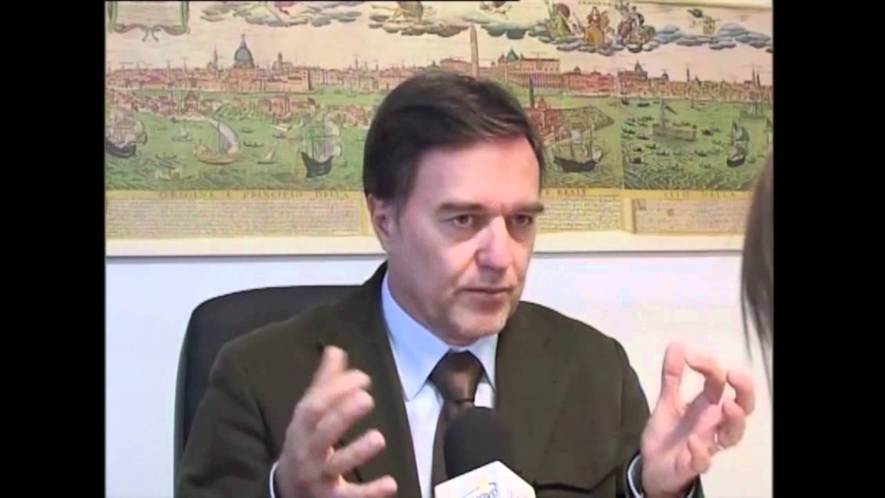 Intervista interno prof. Fasol 2011 - YouTube
