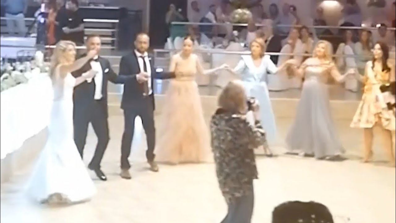 Γλέντι σε γάμο στην Τρίπολη- Κατερίνα Κατσίγιαννη τραγούδι- Σωτήρης ...