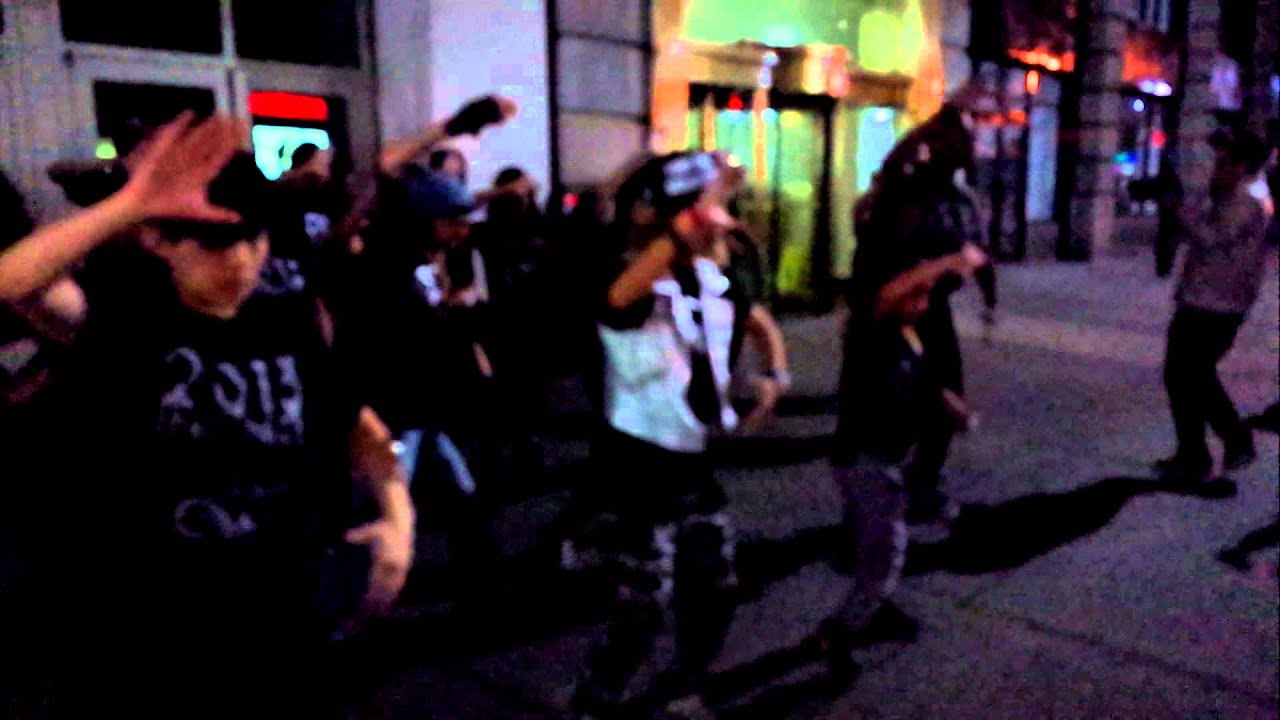 131116 Infinite New York Flash Mob - 3rd performance, part 2/5 (partial ...