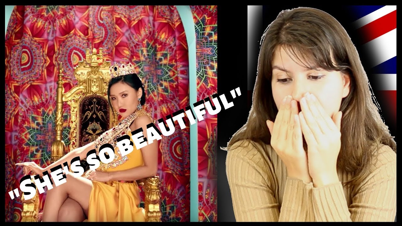 BRITISH PEOPLE REACT TO HWASA - TWIT - YouTube