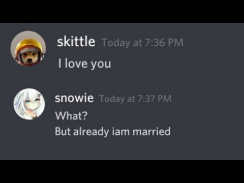 Skittle Proposes Snowie #beluga #hecker - YouTube