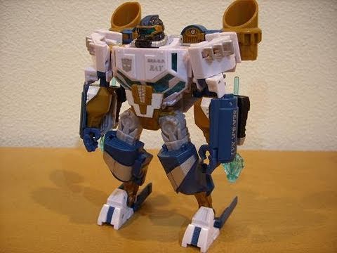 Voyager-class Autobot Sea Spray - CollectionDX