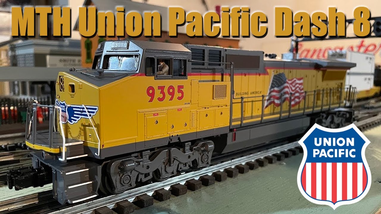 MTH Union Pacific Dash 8 - YouTube