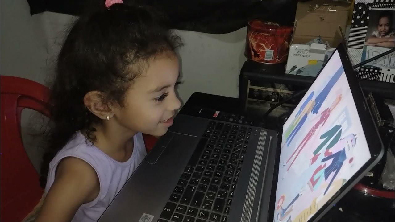 20221006 - Ta aprendendo a mexer no Notebook do papai! - YouTube