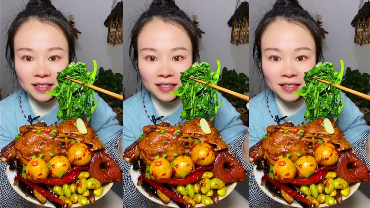 Yummy Spicy Food Mukbang: Braised Duck Head With Pork Ribs And Green ...