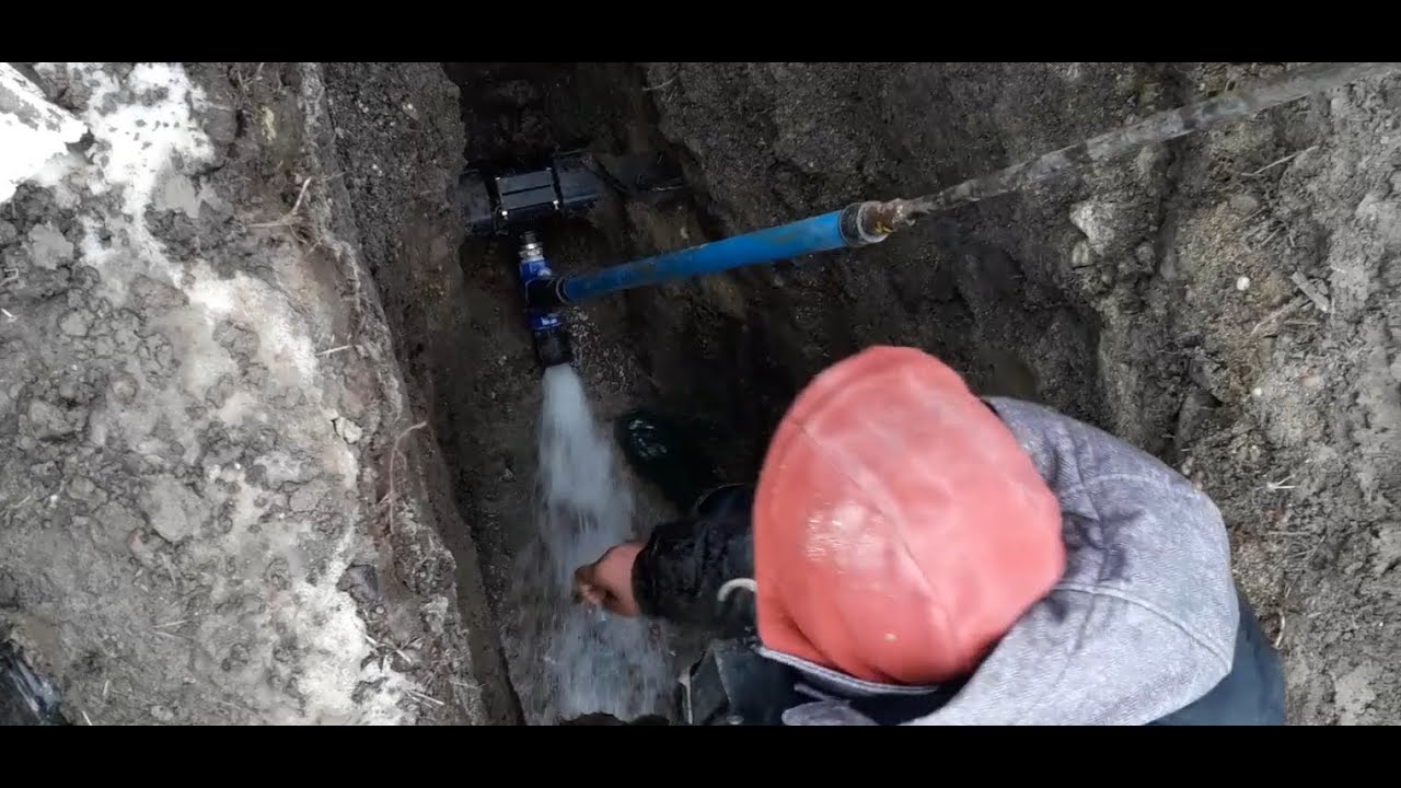 Bransament apa ! Water connection Collegamento dell'acqua Conexión de ...