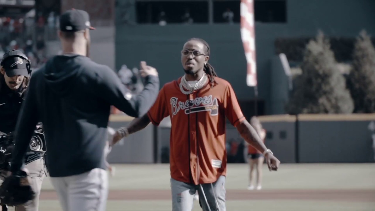 Quavo First Pitch at NLDS Game 2 | Atlanta Braves - YouTube