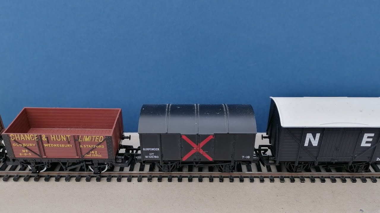 How to improve OO Gauge tension lock couplings for inglenook shunting ...