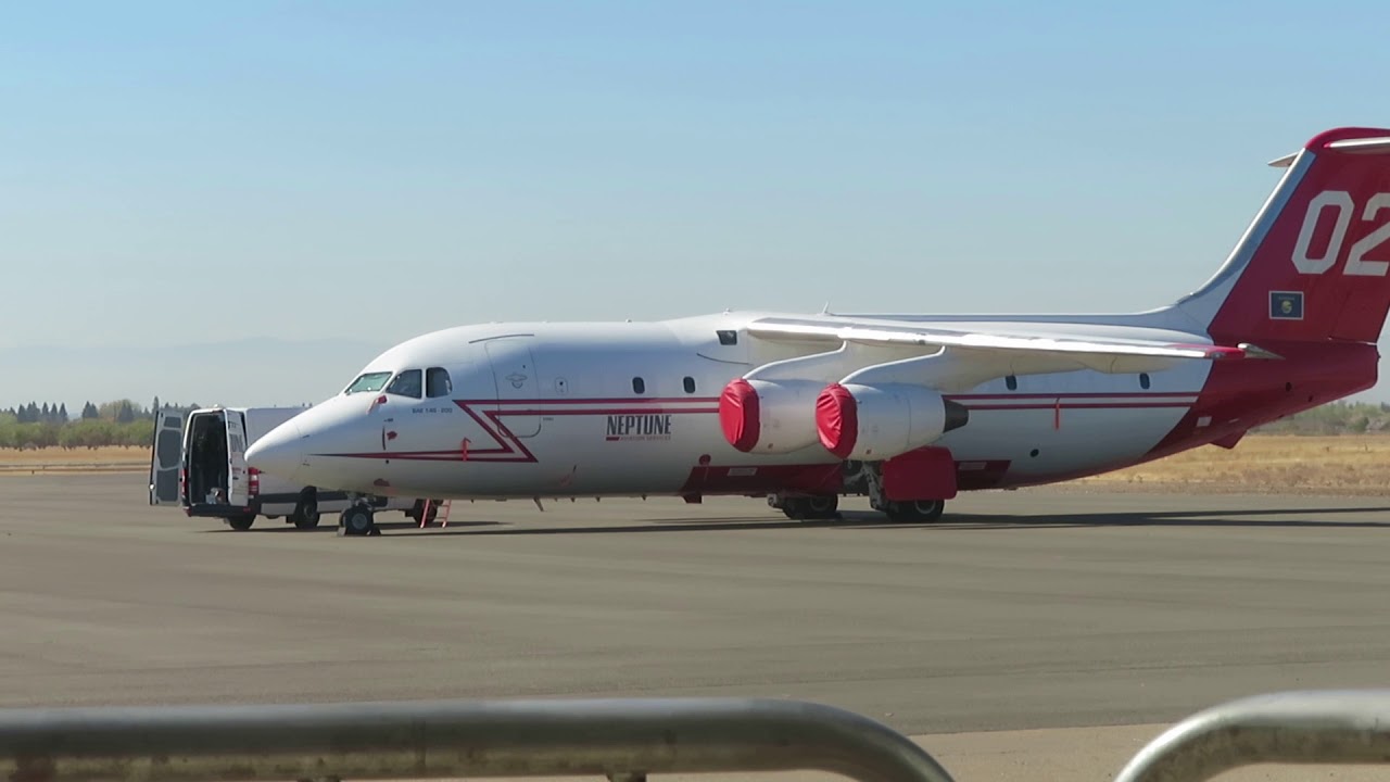 MD-87 Air Tanker Takeoff From Chico (With BAe-146 in the Way at First ...