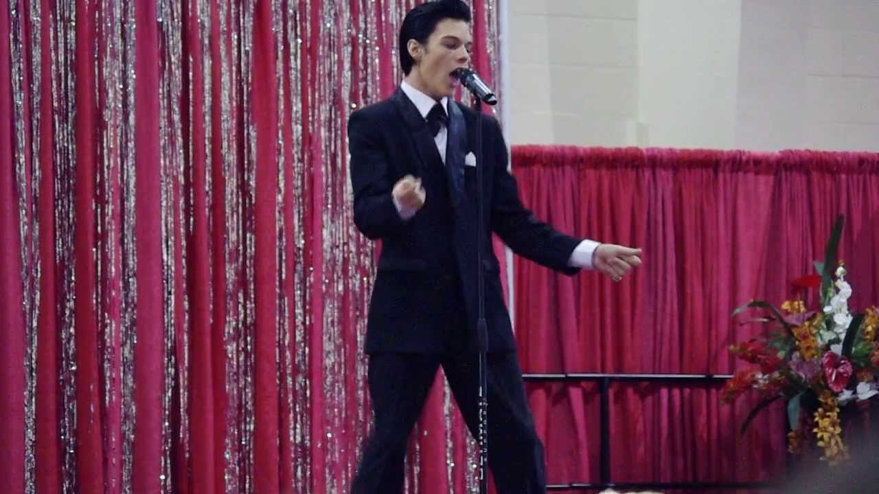ELVIS IMPERSONATOR ALEX SWINDLE - YouTube