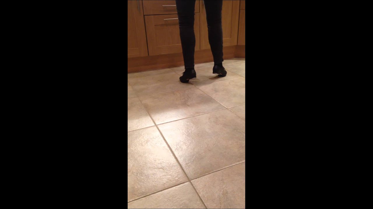 How to tap: Tap step heel beat in a circle - YouTube