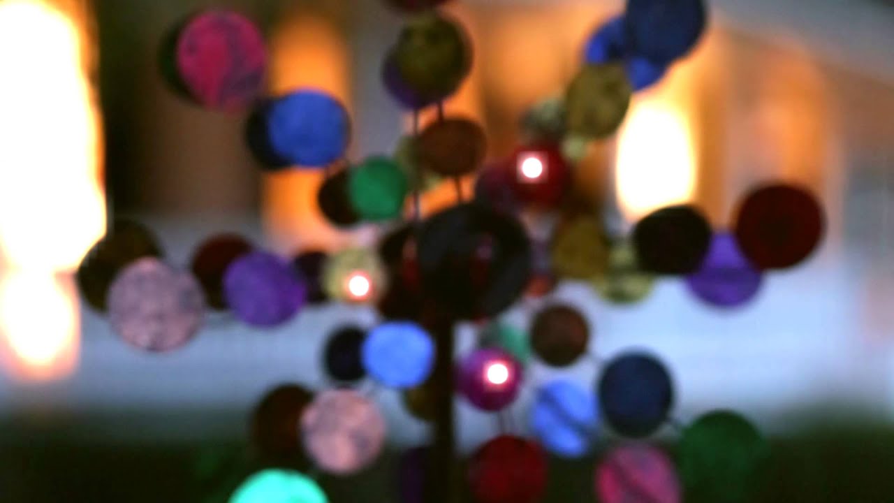 SOLAR SPARKLER SPINNER - YouTube