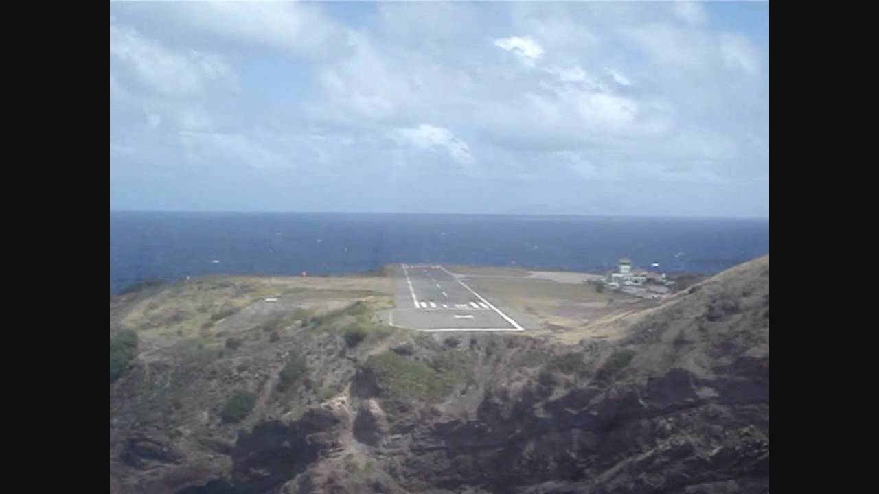 Circle To Land Approach SABA - YouTube