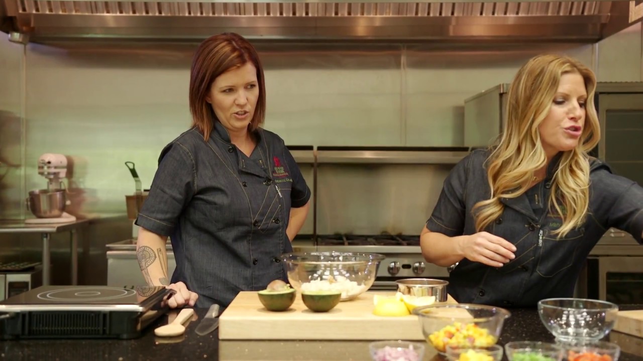 Chef Misty Alafranji in the Elite Culinary Lab #4 - YouTube