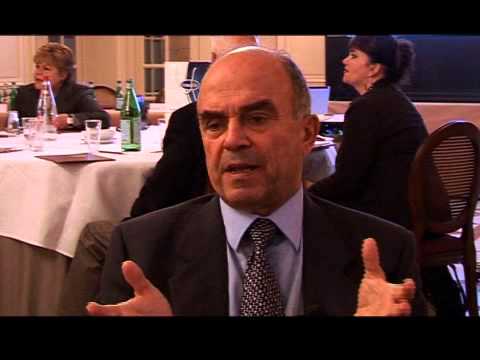 Prof A R genazzani - YouTube