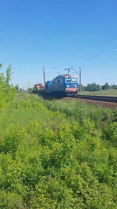 3E-100-063 z SM42 SKPL z składem Roboczym #train #rp1 - YouTube