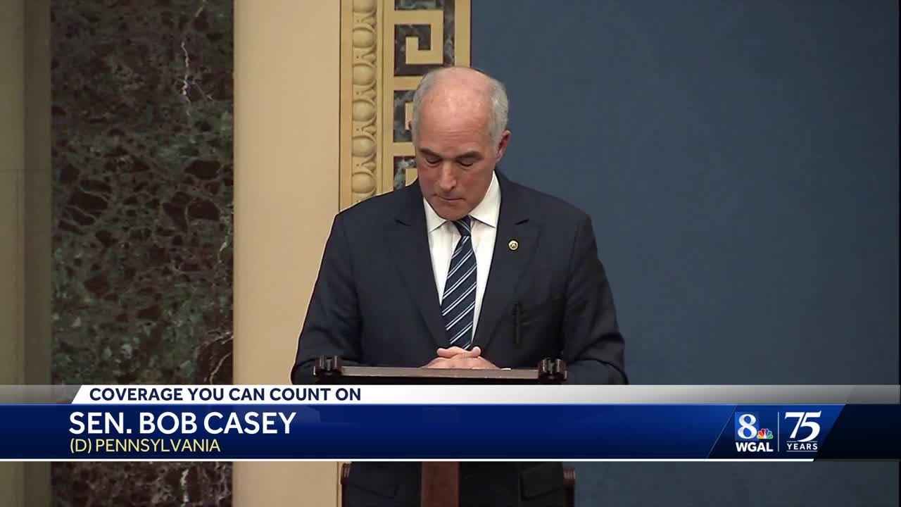 Sen. Bob Casey delivers farewell address - YouTube